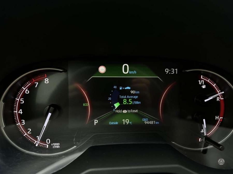 Pelēks Toyota RAV4 2022 Viļņa, ar dzinēja tilpumu 2.00 L un nobraukumu 95 tūkst. km par 23950 €, foto 8 vietnē AUTOMOTO.COM.LV