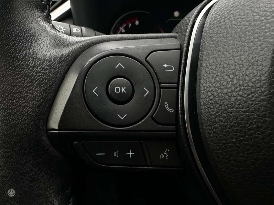 Pelēks Toyota RAV4 2022 Viļņa, ar dzinēja tilpumu 2.00 L un nobraukumu 95 tūkst. km par 23950 €, foto 10 vietnē AUTOMOTO.COM.LV