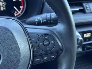 Pelēks Toyota RAV4 2022 Viļņa, ar dzinēja tilpumu 2.00 L un nobraukumu 100 tūkst. km par 23950 €, foto 15 vietnē AUTOMOTO.COM.LV