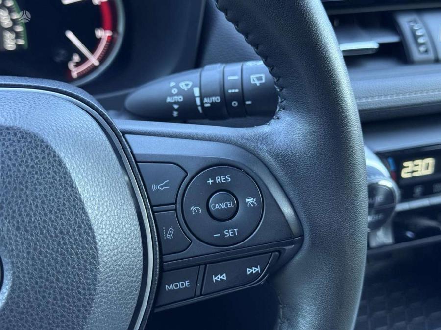 Pelēks Toyota RAV4 2022 Viļņa, ar dzinēja tilpumu 2.00 L un nobraukumu 100 tūkst. km par 23950 €, foto 15 vietnē AUTOMOTO.COM.LV