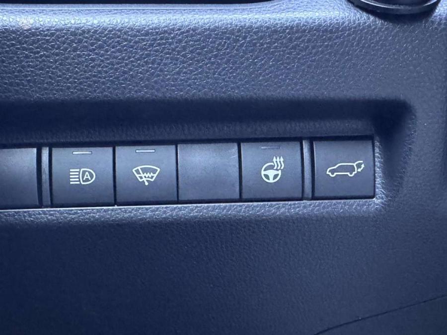 Pelēks Toyota RAV4 2022 Viļņa, ar dzinēja tilpumu 2.00 L un nobraukumu 100 tūkst. km par 23950 €, foto 24 vietnē AUTOMOTO.COM.LV