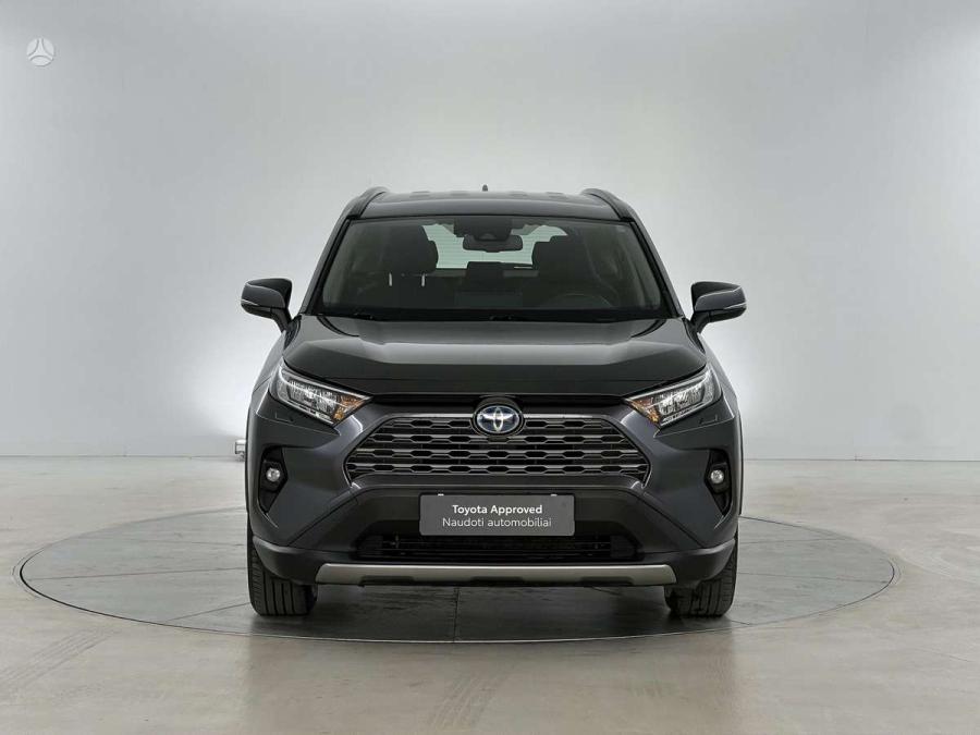 Pelēks Toyota RAV4 2022 Viļņa, ar dzinēja tilpumu 2.49 L un nobraukumu 113 tūkst. km par 29900 €, foto 6 vietnē AUTOMOTO.COM.LV