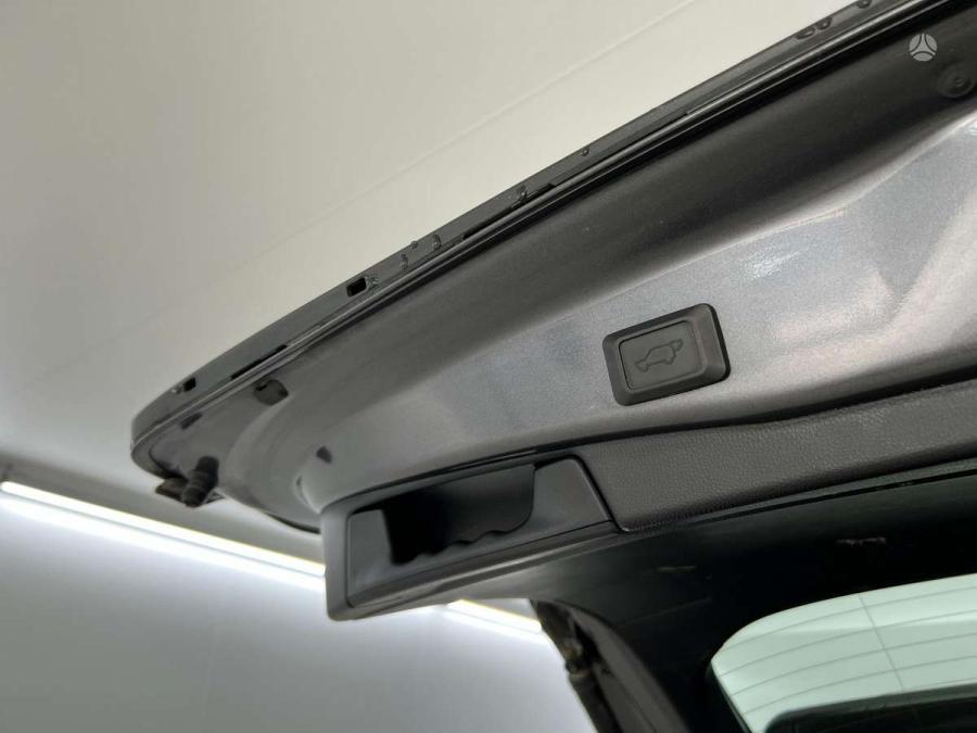 Pelēks Toyota RAV4 2022 Viļņa, ar dzinēja tilpumu 2.49 L un nobraukumu 113 tūkst. km par 29900 €, foto 27 vietnē AUTOMOTO.COM.LV