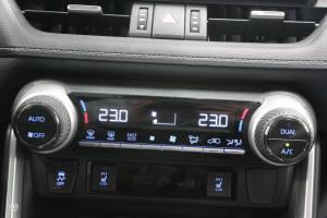 Серый Тойота РАВ 4 2022 в Каунас, объемом двигателя 2.49 л и пробегом 151 тыс. км за 27500 €, фото 29 на AUTOMOTO.COM.LV