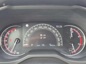 Pelēks Toyota RAV4 2022 Viļņa, ar dzinēja tilpumu 1.99 L un nobraukumu 85 tūkst. km par 22850 €, foto 10 vietnē AUTOMOTO.COM.LV