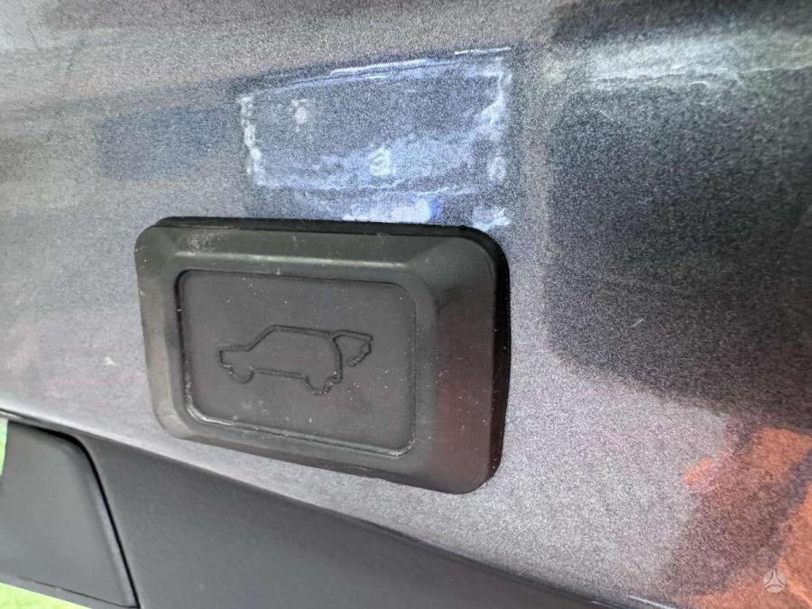 Pelēks Toyota RAV4 2022 Viļņa, ar dzinēja tilpumu 2.50 L un nobraukumu 117 tūkst. km par 27950 €, foto 13 vietnē AUTOMOTO.COM.LV
