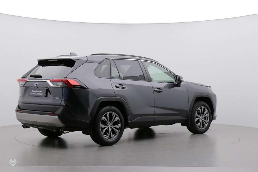 Grey Toyota RAV4 2022 in Vilnius, with an engine capacity of 2.49 L and mileage of 54 thousand km for 34900 €, photo 4 on AUTOMOTO.COM.LV