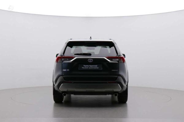 Pelēks Toyota RAV4 2022 Viļņa, ar dzinēja tilpumu 2.49 L un nobraukumu 54 tūkst. km par 34900 €, foto 5 vietnē AUTOMOTO.COM.LV