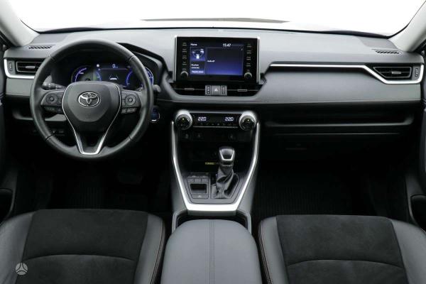 Pelēks Toyota RAV4 2022 Viļņa, ar dzinēja tilpumu 2.49 L un nobraukumu 54 tūkst. km par 34900 €, foto 7 vietnē AUTOMOTO.COM.LV