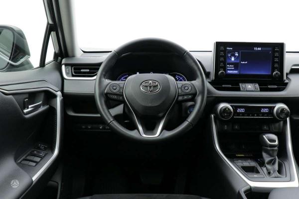 Pelēks Toyota RAV4 2022 Viļņa, ar dzinēja tilpumu 2.49 L un nobraukumu 54 tūkst. km par 34900 €, foto 8 vietnē AUTOMOTO.COM.LV