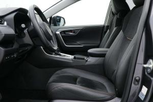 Grey Toyota RAV4 2022 in Vilnius, with an engine capacity of 2.49 L and mileage of 54 thousand km for 34900 €, photo 13 on AUTOMOTO.COM.LV