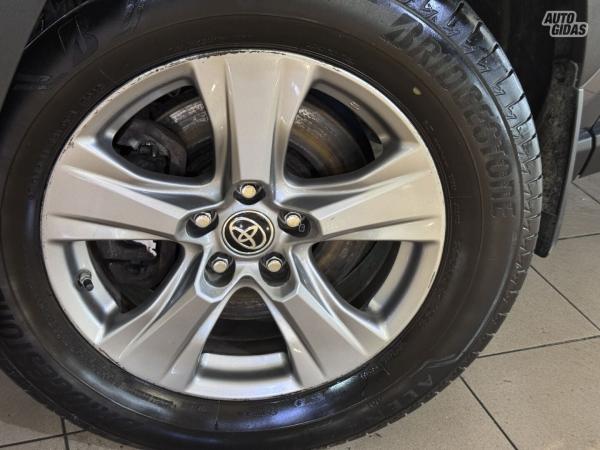 Серый Тойота РАВ 4 2022 в Авиженяй, объемом двигателя 2.50 л и пробегом 117 тыс. км за 27950 €, фото 5 на AUTOMOTO.COM.LV