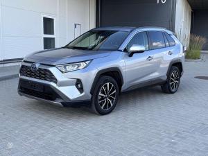 Pelēks Toyota RAV4 2022 Viļņa, ar dzinēja tilpumu 2.49 L un nobraukumu 91 tūkst. km par 25900 €, foto  vietnē AUTOMOTO.COM.LV