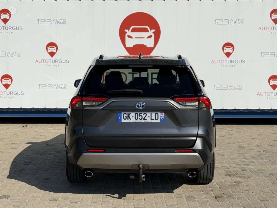 Pelēks Toyota RAV4 2022 Tauragė, ar dzinēja tilpumu 2.49 L un nobraukumu 214 tūkst. km par 19800 €, foto 24 vietnē AUTOMOTO.COM.LV