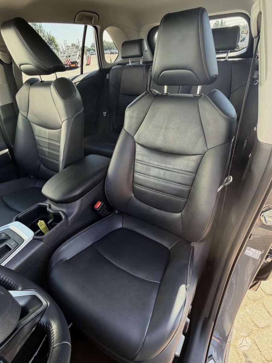 Pelēks Toyota RAV4 2022 Tauragė, ar dzinēja tilpumu 2.49 L un nobraukumu 214 tūkst. km par 19800 €, foto 34 vietnē AUTOMOTO.COM.LV