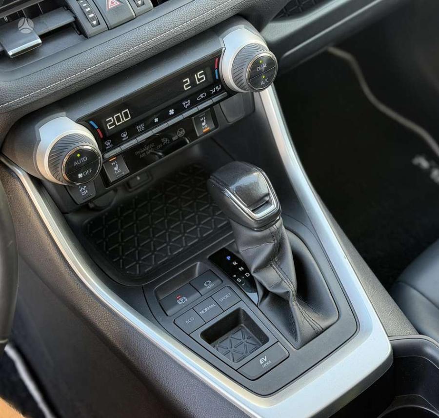 Pelēks Toyota RAV4 2022 Tauragė, ar dzinēja tilpumu 2.49 L un nobraukumu 214 tūkst. km par 19800 €, foto 54 vietnē AUTOMOTO.COM.LV