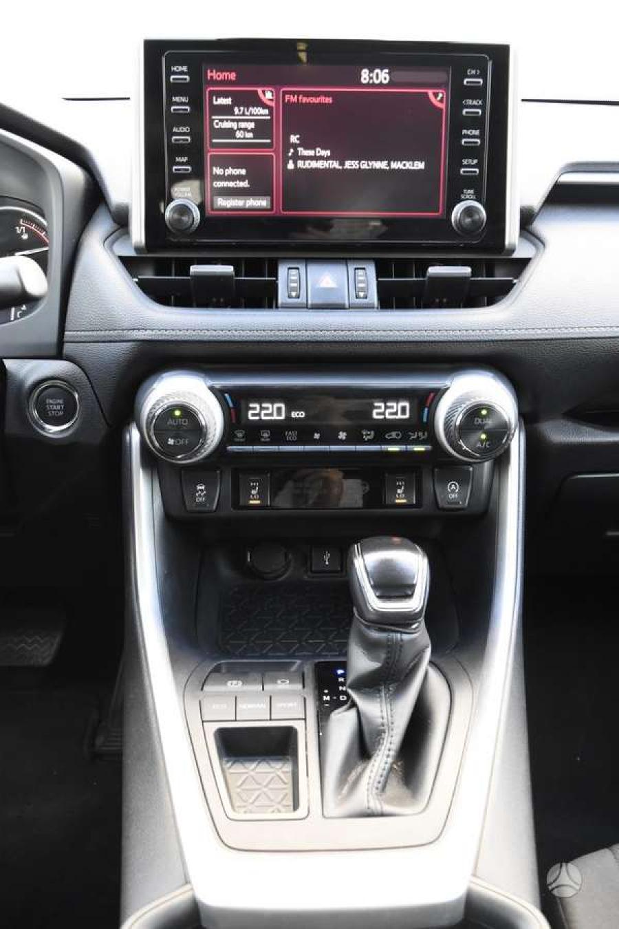Pelēks Toyota RAV4 2022 Viļņa, ar dzinēja tilpumu 1.99 L un nobraukumu 105 tūkst. km par 21888 €, foto 18 vietnē AUTOMOTO.COM.LV