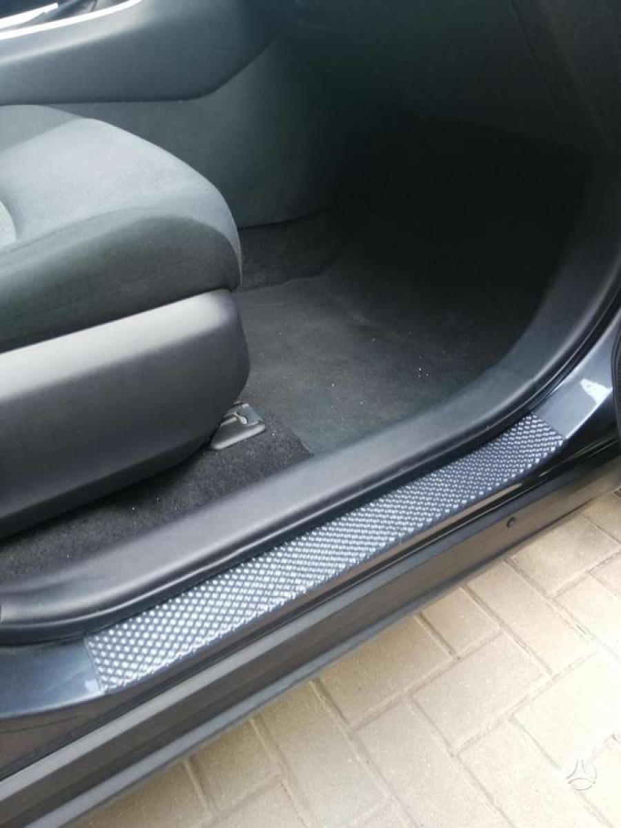 Pelēks Toyota RAV4 2022 Viļņa, ar dzinēja tilpumu 1.99 L un nobraukumu 105 tūkst. km par 21888 €, foto 25 vietnē AUTOMOTO.COM.LV