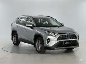 Grey Toyota RAV4 2022 in Vilnius, with an engine capacity of 2.49 L and mileage of 148 thousand km for 26900 €, photo 19 on AUTOMOTO.COM.LV