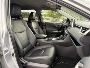 Grey Toyota RAV4 2022 in Vilnius, with an engine capacity of 2.49 L and mileage of 205 thousand km for 23700 €, photo 22 on AUTOMOTO.COM.LV
