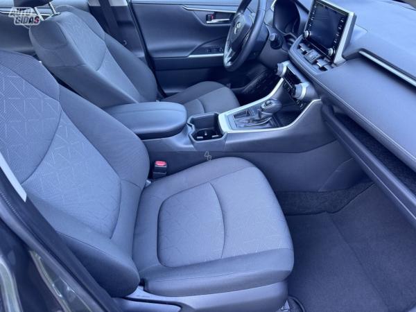 Pelēks Toyota RAV4 2022 Avižieniai, ar dzinēja tilpumu 2.00 L un nobraukumu 100 tūkst. km par 23950 €, foto 4 vietnē AUTOMOTO.COM.LV