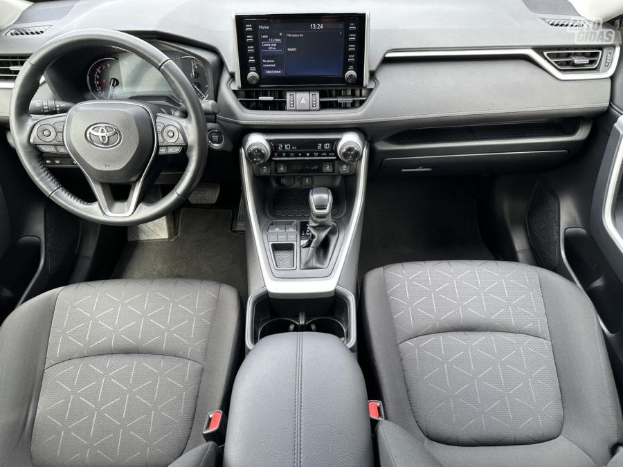 Grey Toyota RAV4 2022 in Avizieniai, with an engine capacity of 2.00 L and mileage of 85 thousand km for 23950 €, photo 6 on AUTOMOTO.COM.LV