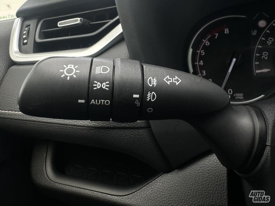 Grey Toyota RAV4 2022 in Avizieniai, with an engine capacity of 2.00 L and mileage of 85 thousand km for 23950 €, photo 16 on AUTOMOTO.COM.LV