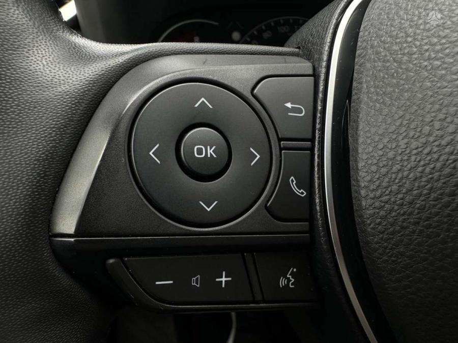 Pelēks Toyota RAV4 2022 Viļņa, ar dzinēja tilpumu 2.00 L un nobraukumu 85 tūkst. km par 23950 €, foto 14 vietnē AUTOMOTO.COM.LV