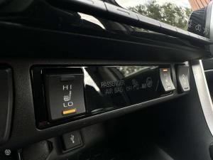 Pelēks Toyota RAV4 2022 Viļņa, ar dzinēja tilpumu 2.00 L un nobraukumu 85 tūkst. km par 23950 €, foto 23 vietnē AUTOMOTO.COM.LV