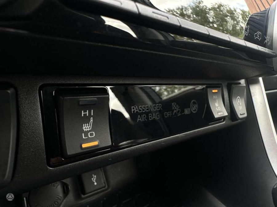 Pelēks Toyota RAV4 2022 Viļņa, ar dzinēja tilpumu 2.00 L un nobraukumu 85 tūkst. km par 23950 €, foto 23 vietnē AUTOMOTO.COM.LV