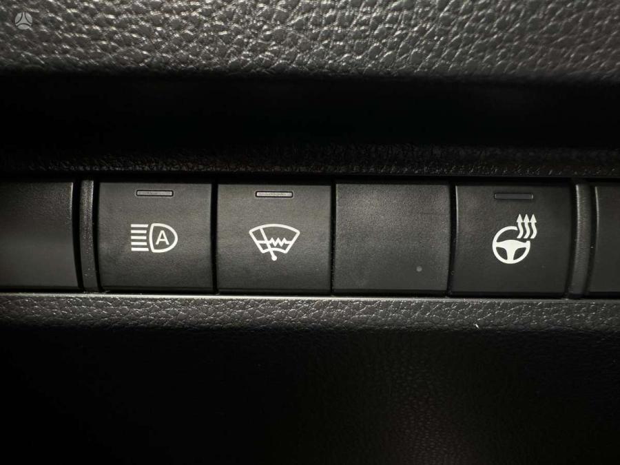 Pelēks Toyota RAV4 2022 Viļņa, ar dzinēja tilpumu 2.00 L un nobraukumu 85 tūkst. km par 23950 €, foto 25 vietnē AUTOMOTO.COM.LV
