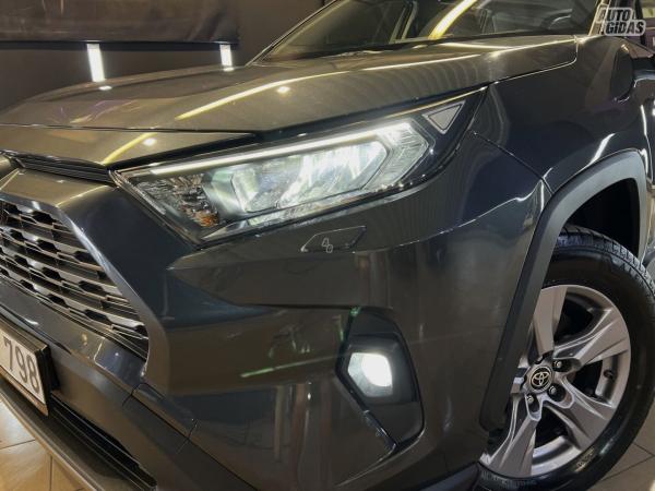 Pelēks Toyota RAV4 2022 Avižieniai, ar dzinēja tilpumu 2.00 L un nobraukumu 100 tūkst. km par 23950 €, foto 3 vietnē AUTOMOTO.COM.LV