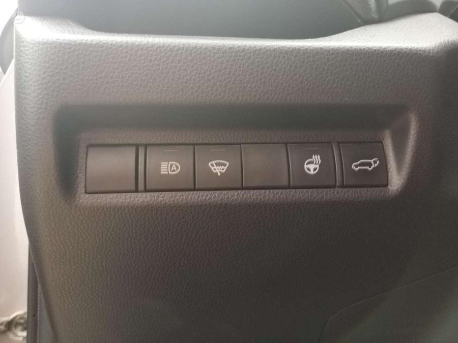 Pelēks Toyota RAV4 2022 Viļņa, ar dzinēja tilpumu 1.99 L un nobraukumu 142 tūkst. km par 20999 €, foto 17 vietnē AUTOMOTO.COM.LV