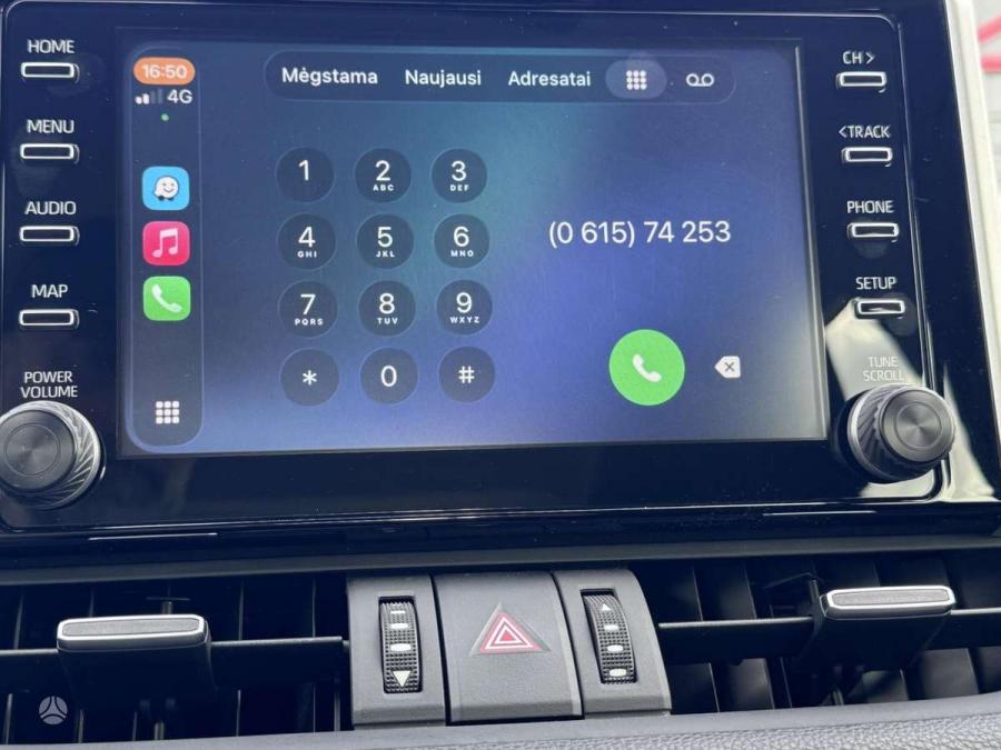 Pelēks Toyota RAV4 2022 Viļņa, ar dzinēja tilpumu 2.00 L un nobraukumu 100 tūkst. km par 23950 €, foto 17 vietnē AUTOMOTO.COM.LV