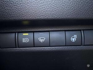 Pelēks Toyota RAV4 2022 Viļņa, ar dzinēja tilpumu 2.00 L un nobraukumu 100 tūkst. km par 23950 €, foto 23 vietnē AUTOMOTO.COM.LV