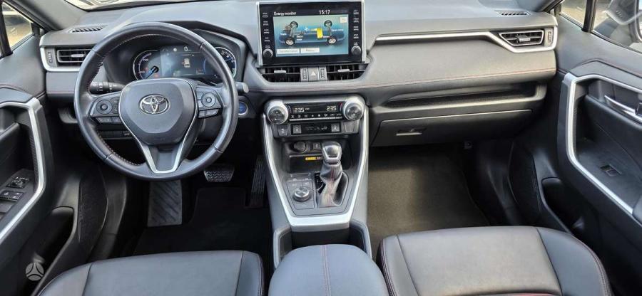 Pelēks Toyota RAV4 2022 Viļņa, ar dzinēja tilpumu 2.49 L un nobraukumu 121 tūkst. km par 33350 €, foto 8 vietnē AUTOMOTO.COM.LV