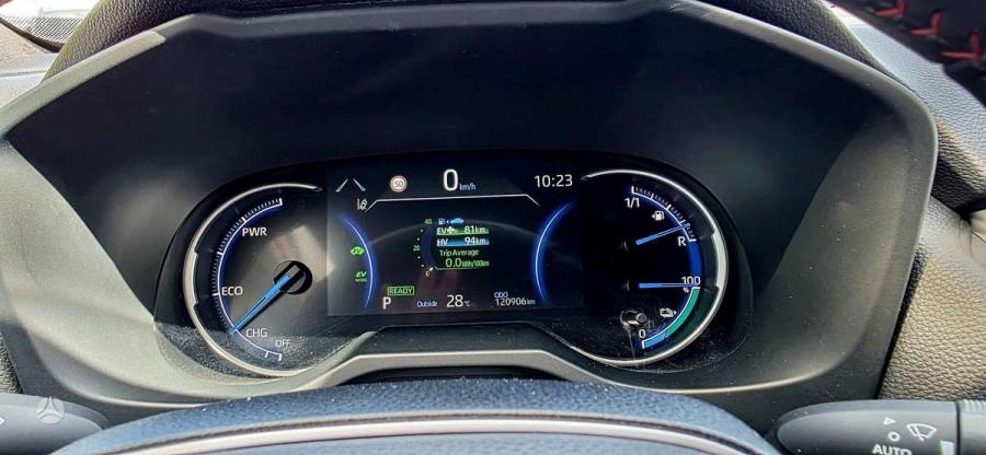 Pelēks Toyota RAV4 2022 Viļņa, ar dzinēja tilpumu 2.49 L un nobraukumu 121 tūkst. km par 33350 €, foto 13 vietnē AUTOMOTO.COM.LV