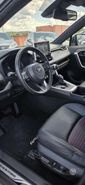 Pelēks Toyota RAV4 2022 Viļņa, ar dzinēja tilpumu 2.49 L un nobraukumu 121 tūkst. km par 33350 €, foto 22 vietnē AUTOMOTO.COM.LV