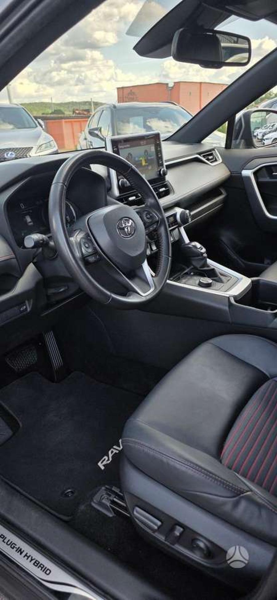 Pelēks Toyota RAV4 2022 Viļņa, ar dzinēja tilpumu 2.49 L un nobraukumu 121 tūkst. km par 33350 €, foto 22 vietnē AUTOMOTO.COM.LV