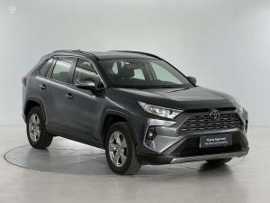 Grey Toyota RAV4 2022 in Vilnius, with an engine capacity of 1.99 L and mileage of 127 thousand km for 23900 €, photo 19 on AUTOMOTO.COM.LV