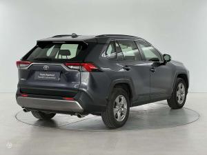 Grey Toyota RAV4 2022 in Vilnius, with an engine capacity of 1.99 L and mileage of 127 thousand km for 23900 €, photo 21 on AUTOMOTO.COM.LV