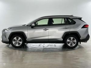 Grey Toyota RAV4 2022 in Vilnius, with an engine capacity of 1.99 L and mileage of 119 thousand km for 23900 €, photo 4 on AUTOMOTO.COM.LV