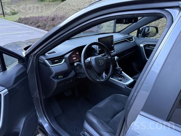 Тойота РАВ 4 2022 в Огре на AUTOMOTO.COM.LV Серый Тойота РАВ 4 2022 в Огре, объемом двигателя 2.50 л и пробегом 114 тыс. км за 37500 €, фото 9 на AUTOMOTO.COM.LV