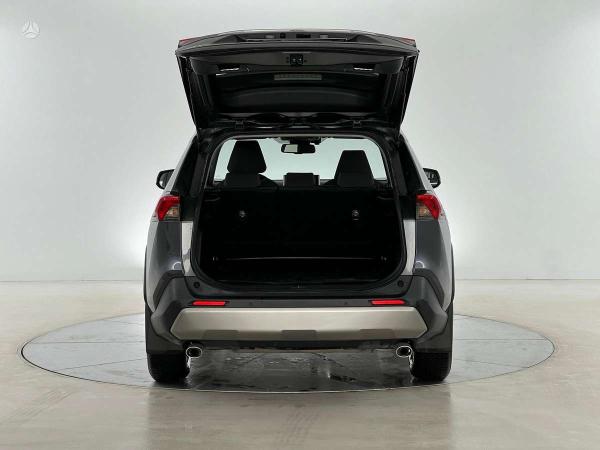 Pelēks Toyota RAV4 2022 Viļņa, ar dzinēja tilpumu 1.99 L un nobraukumu 121 tūkst. km par 23900 €, foto 11 vietnē AUTOMOTO.COM.LV