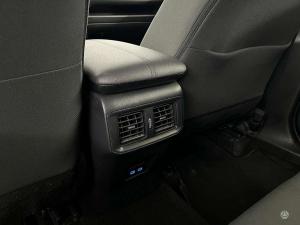Grey Toyota RAV4 2022 in Vilnius, with an engine capacity of 1.99 L and mileage of 121 thousand km for 23900 €, photo 26 on AUTOMOTO.COM.LV
