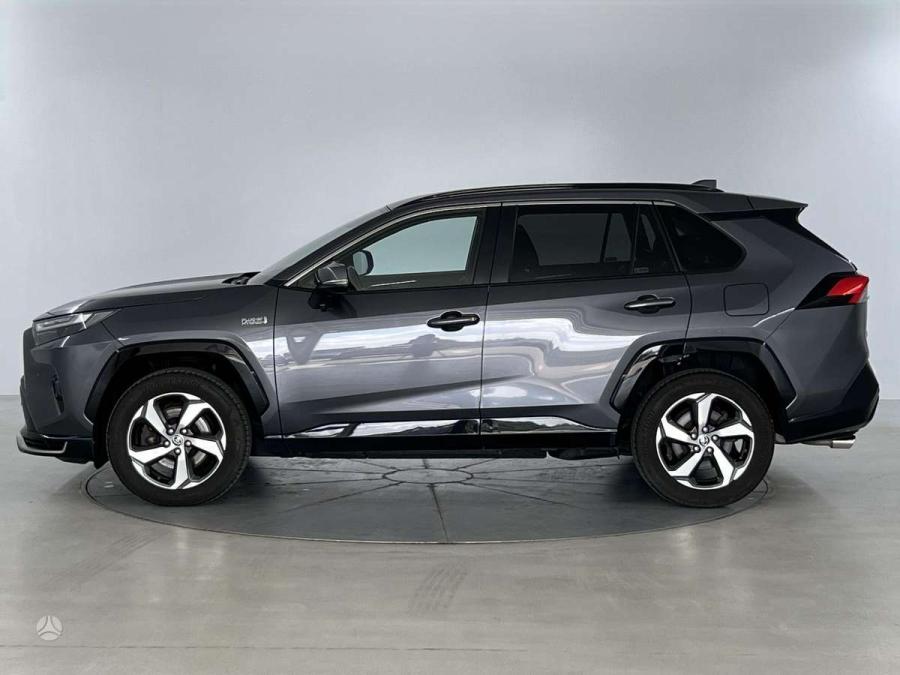 Pelēks Toyota RAV4 2022 Viļņa, ar dzinēja tilpumu 2.49 L un nobraukumu 132 tūkst. km par 35900 €, foto 4 vietnē AUTOMOTO.COM.LV
