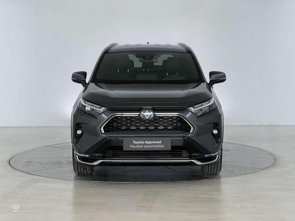 Pelēks Toyota RAV4 2022 Viļņa, ar dzinēja tilpumu 2.49 L un nobraukumu 132 tūkst. km par 35900 €, foto 6 vietnē AUTOMOTO.COM.LV