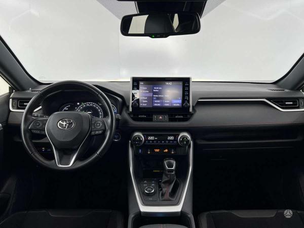 Pelēks Toyota RAV4 2022 Viļņa, ar dzinēja tilpumu 2.49 L un nobraukumu 132 tūkst. km par 35900 €, foto 9 vietnē AUTOMOTO.COM.LV