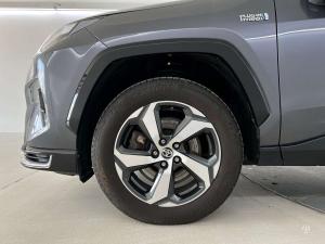 Pelēks Toyota RAV4 2022 Viļņa, ar dzinēja tilpumu 2.49 L un nobraukumu 132 tūkst. km par 35900 €, foto 16 vietnē AUTOMOTO.COM.LV