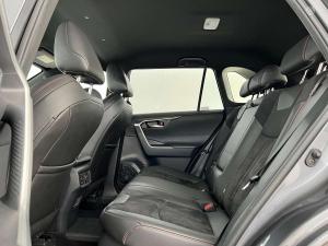 Pelēks Toyota RAV4 2022 Viļņa, ar dzinēja tilpumu 2.49 L un nobraukumu 132 tūkst. km par 35900 €, foto 20 vietnē AUTOMOTO.COM.LV
